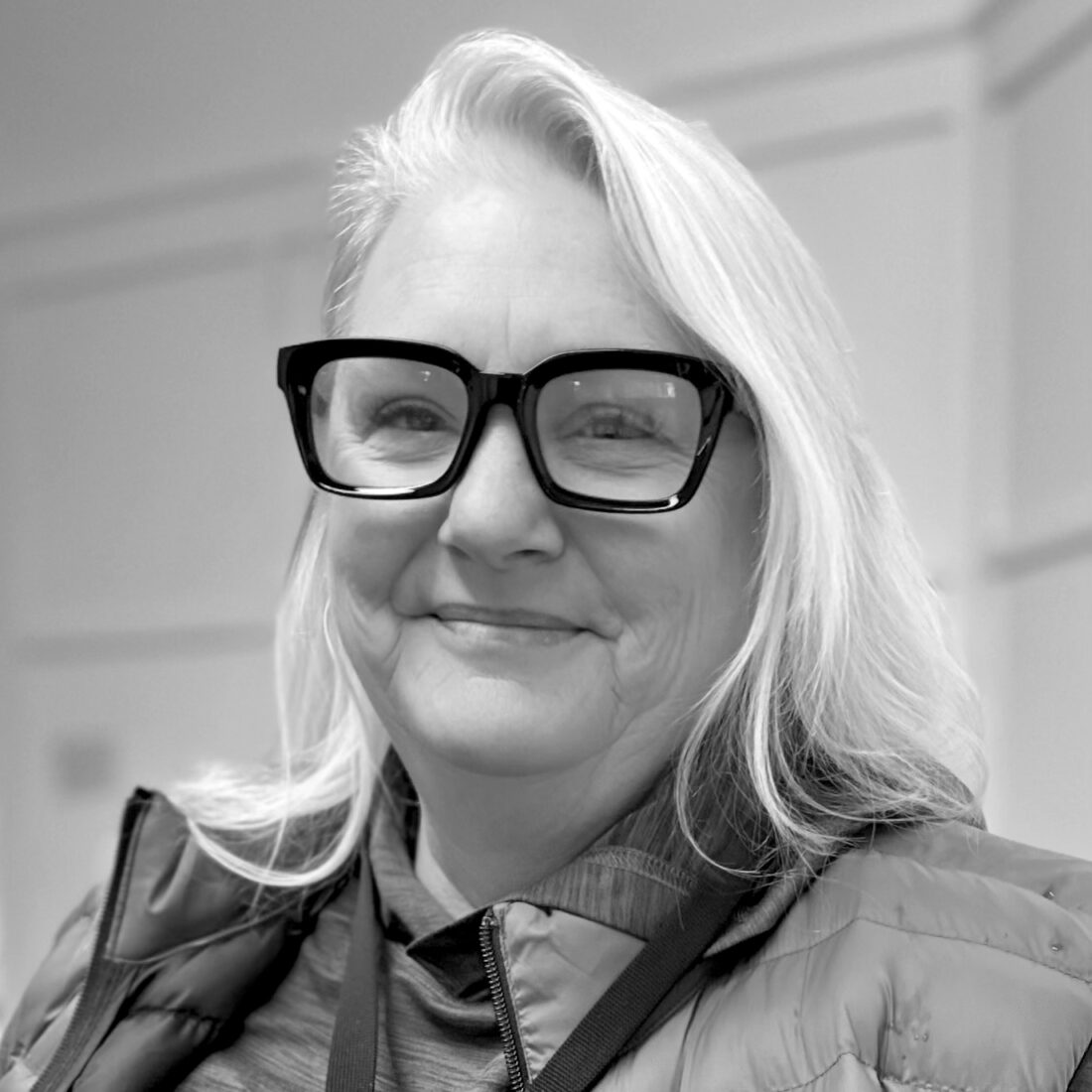 Wendy Roberts - Onstage Ogden